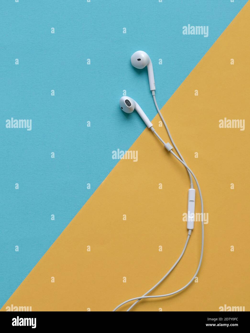 Digital minimalism hi-res stock photography and images - Alamy