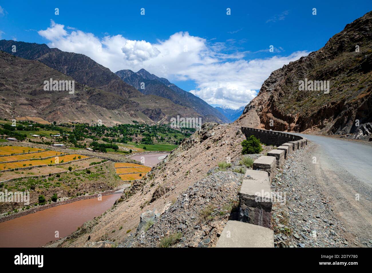 landscapes photos of mountains and valleys of Chitral Khyber ...