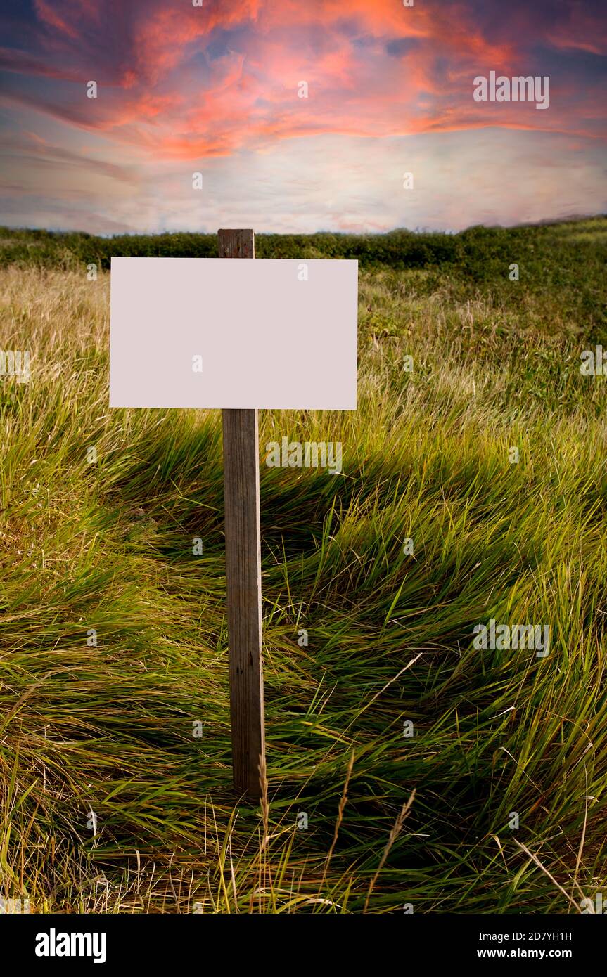 Empty advertisment poster to use writing your message Stock Photo - Alamy