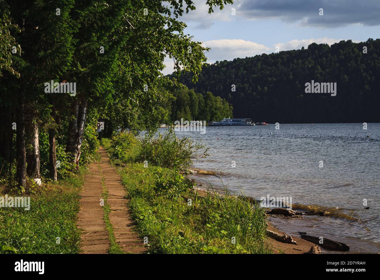 Sunny shore light hi-res stock photography and images - Alamy