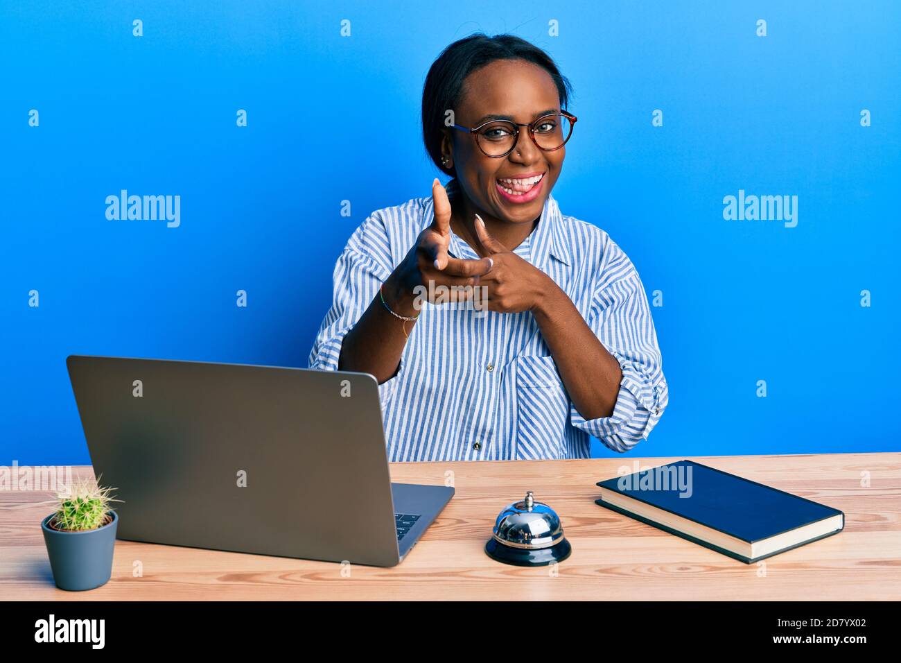 Hotel receptionist funny hi-res stock photography and images - Alamy