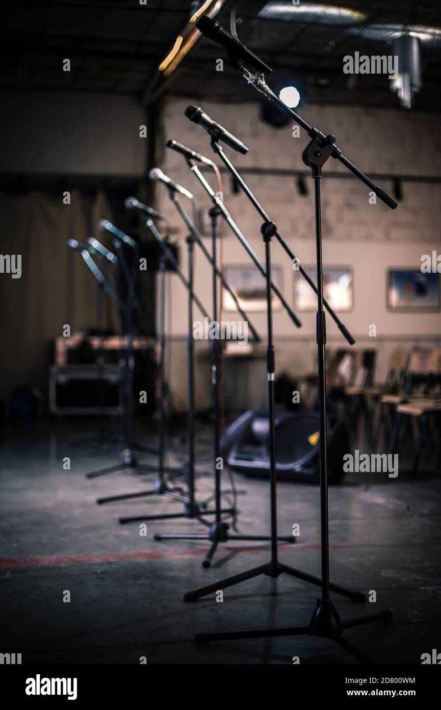 Boom microphones hi-res stock photography and images - Alamy