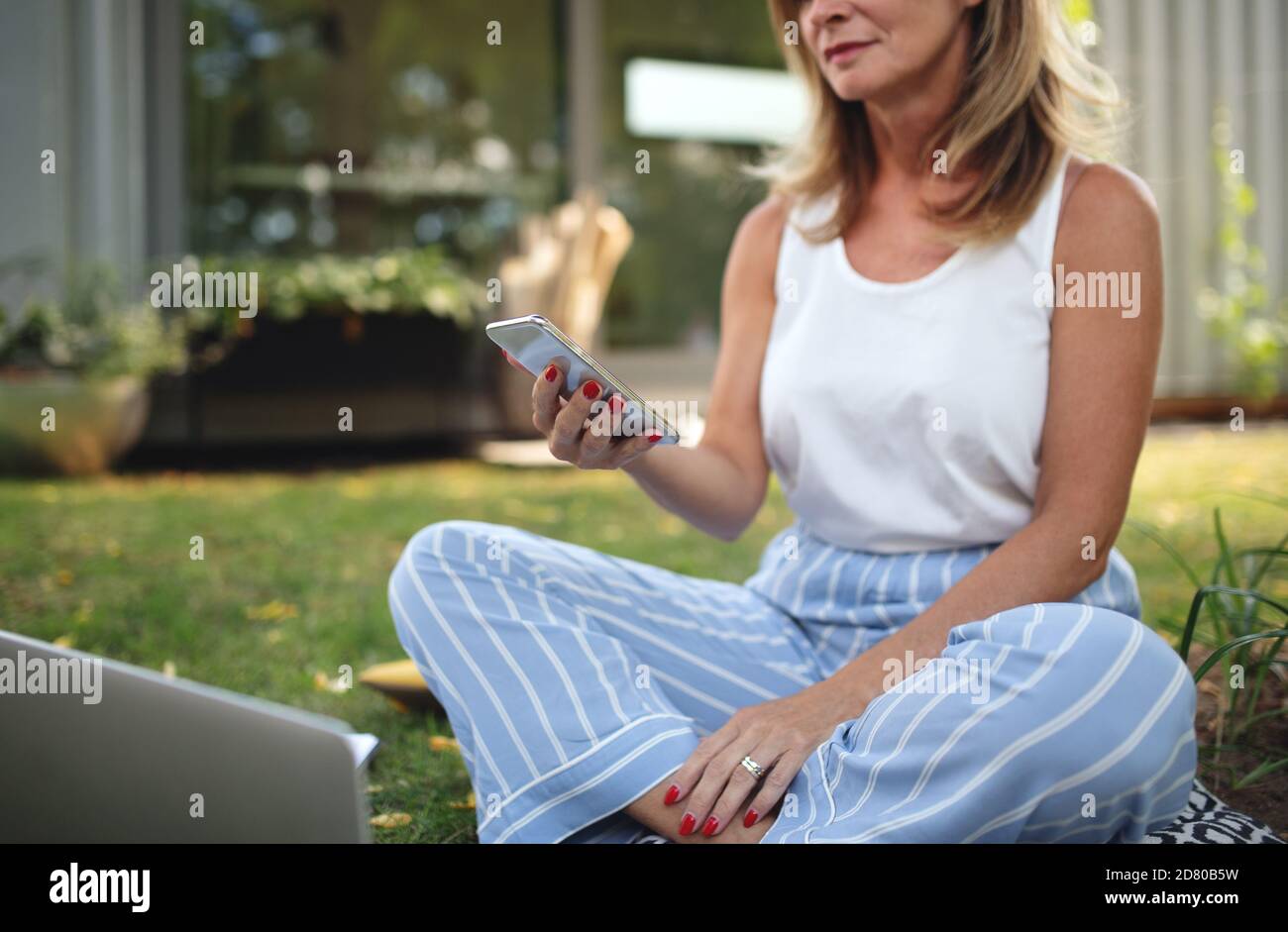 Working at home in pajamas hi-res stock photography and images - Alamy