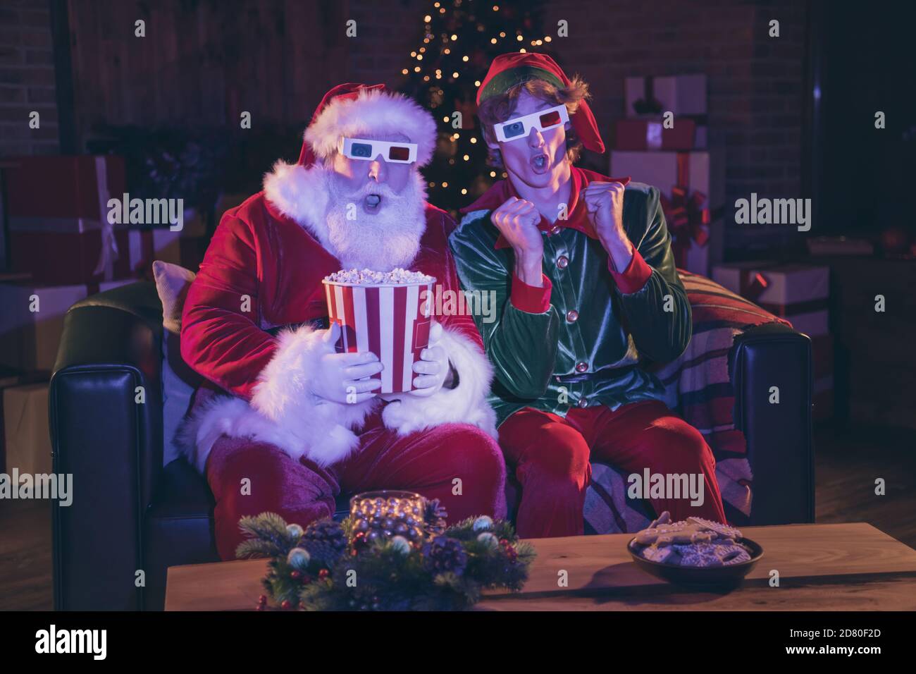 Elf movie hi-res stock photography and images - Alamy