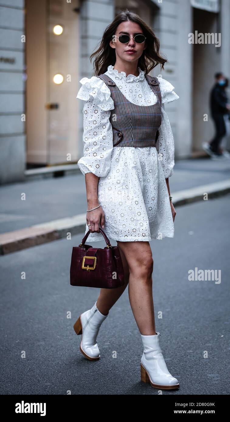 Sarah lou hi-res stock photography and images - Alamy