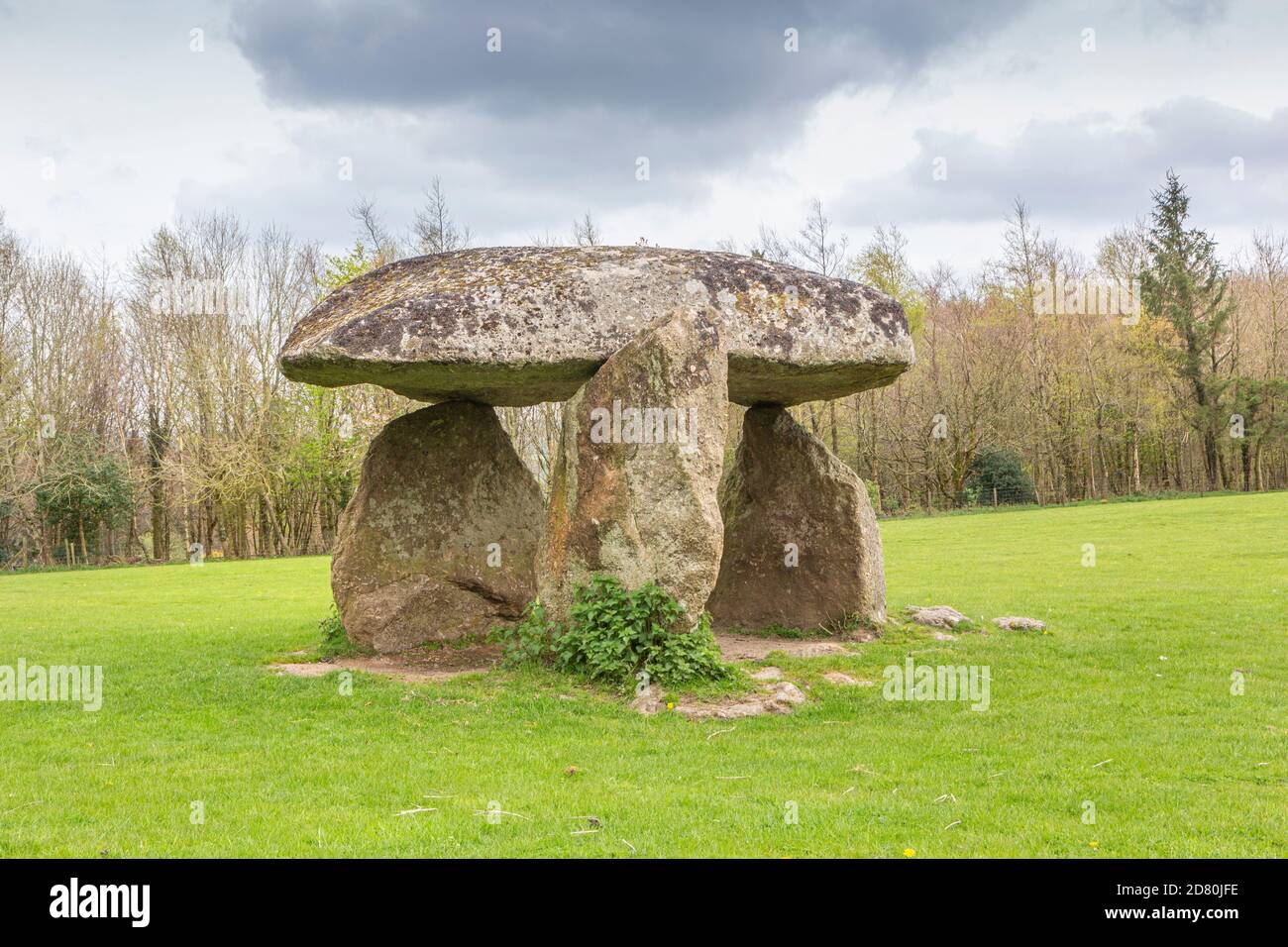 Spinsters Rock dolmen, Devon Stock Photo - Alamy