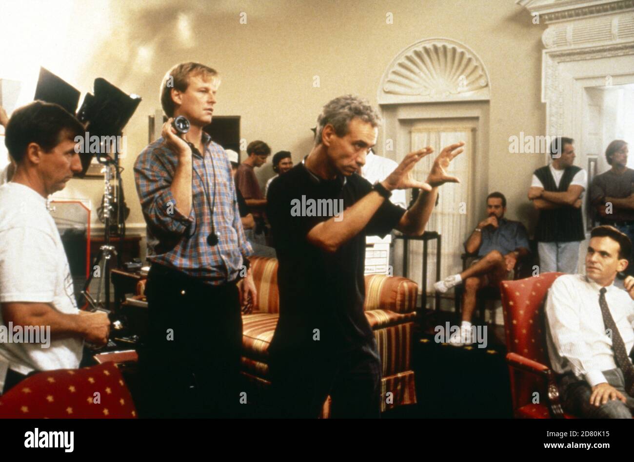 Independence day Year : 1996 USA Director : Roland Emmerich Roland ...