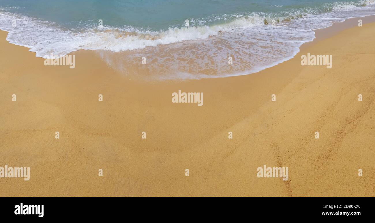 Texture background with surf, sea water and sand on the beach Stock ...