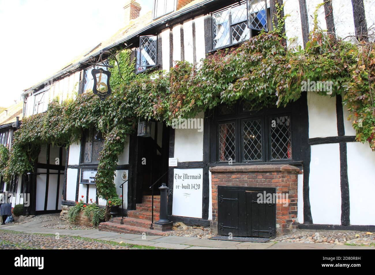 The medieval Mermaid Inn built in 1420 along Mermaid Street Rye, East ...