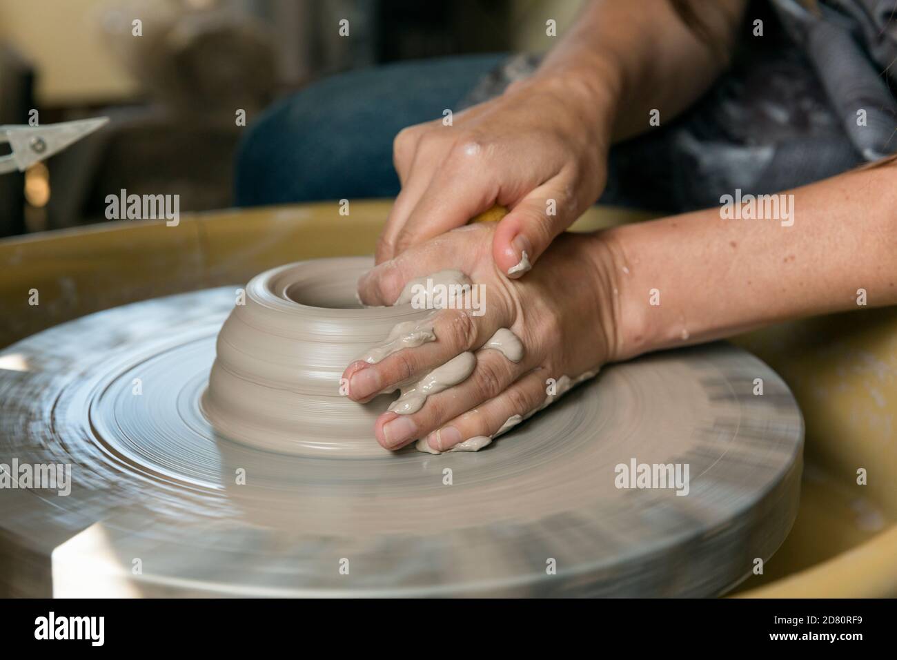 Pottery wheel hands hi-res stock photography and images - Alamy