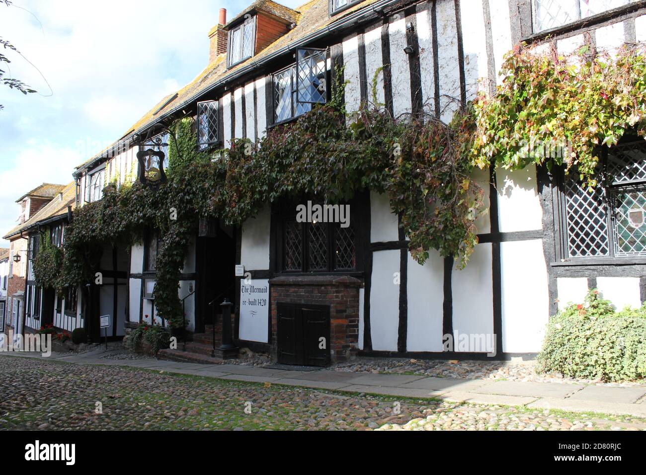 The medieval Mermaid Inn built in 1420 along Mermaid Street Rye, East ...