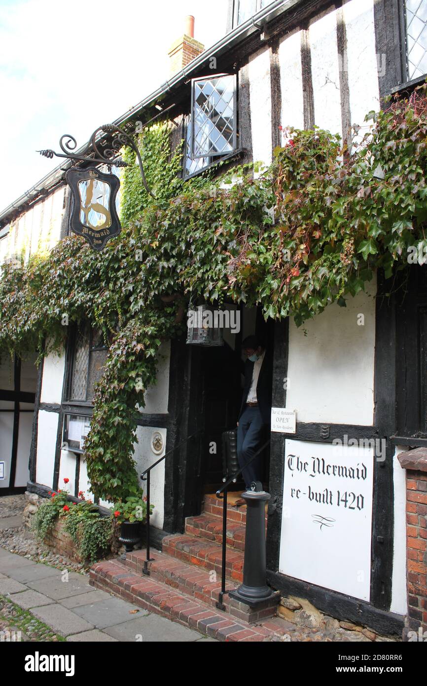 The medieval Mermaid Inn built in 1420 along Mermaid Street Rye, East ...