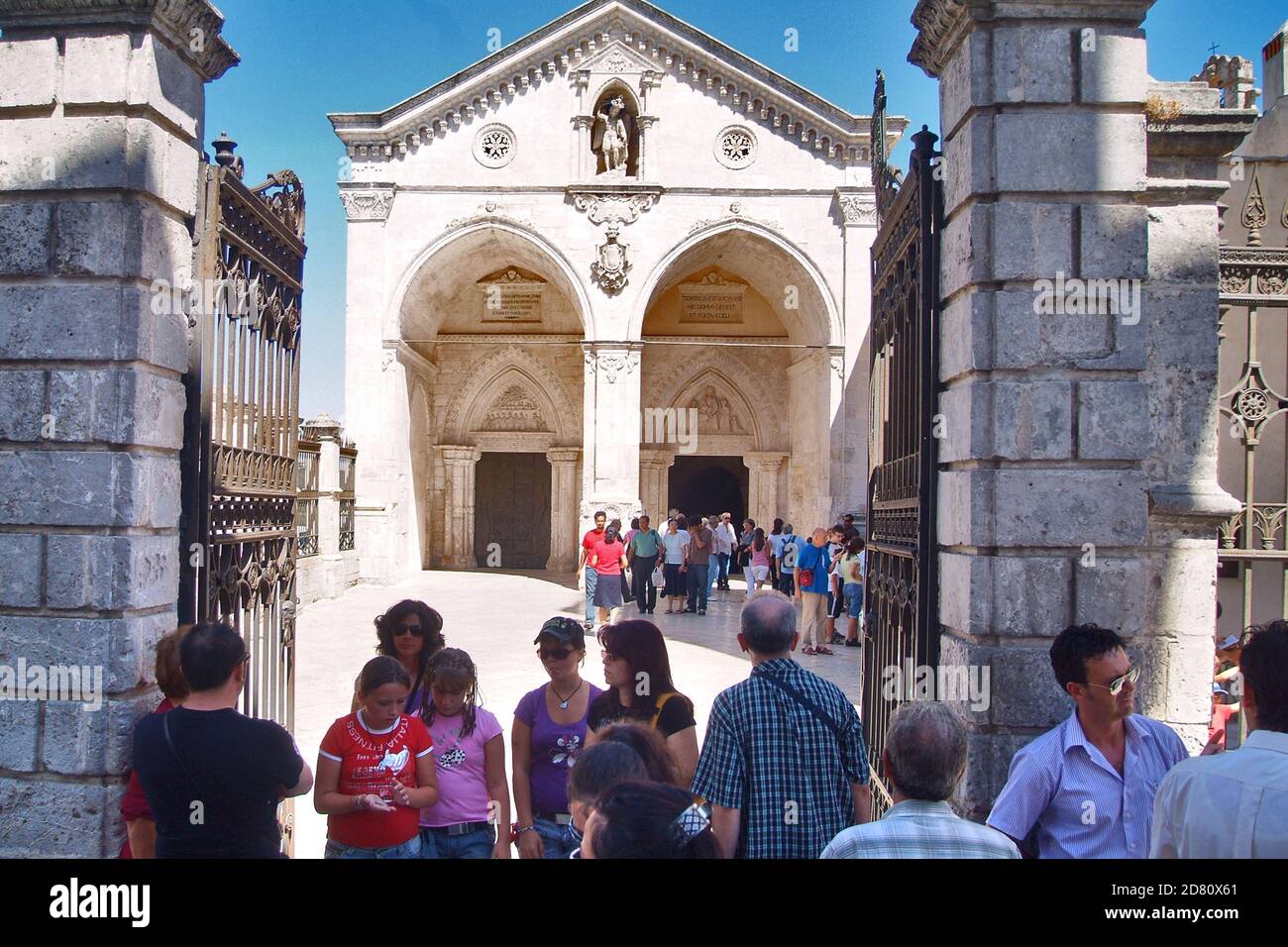 Monte Sant'Angelo, Puglia/Italy The town of Apulia, southern Italy ...