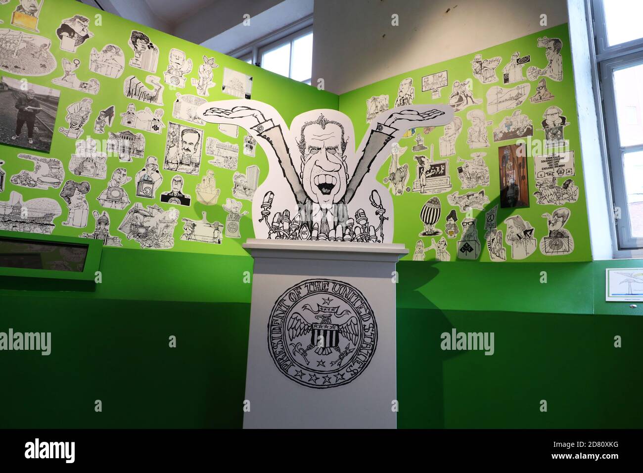 Political cartoonist hi-res stock photography and images - Alamy