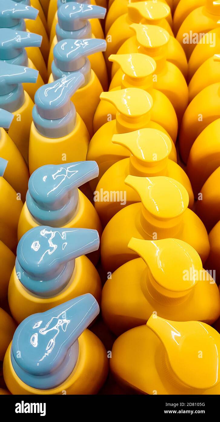 Plastic container lid products hi-res stock photography and images - Alamy