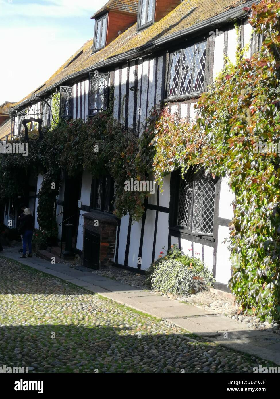 The medieval Mermaid Inn built in 1420 along Mermaid Street Rye, East ...