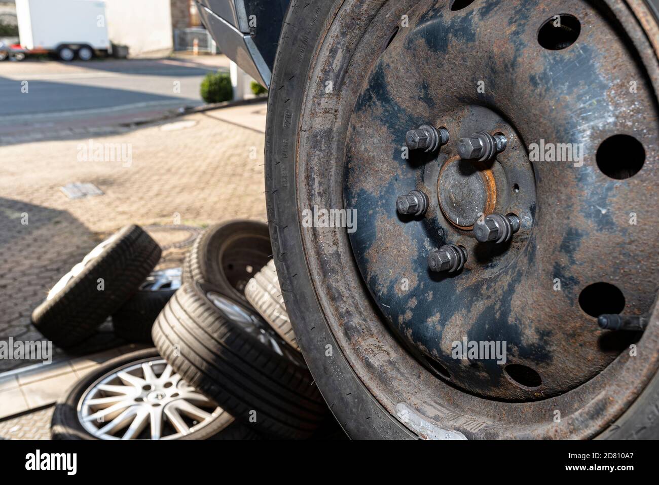 The steel bolts used for the aluminum rim are inserted into the steel ...