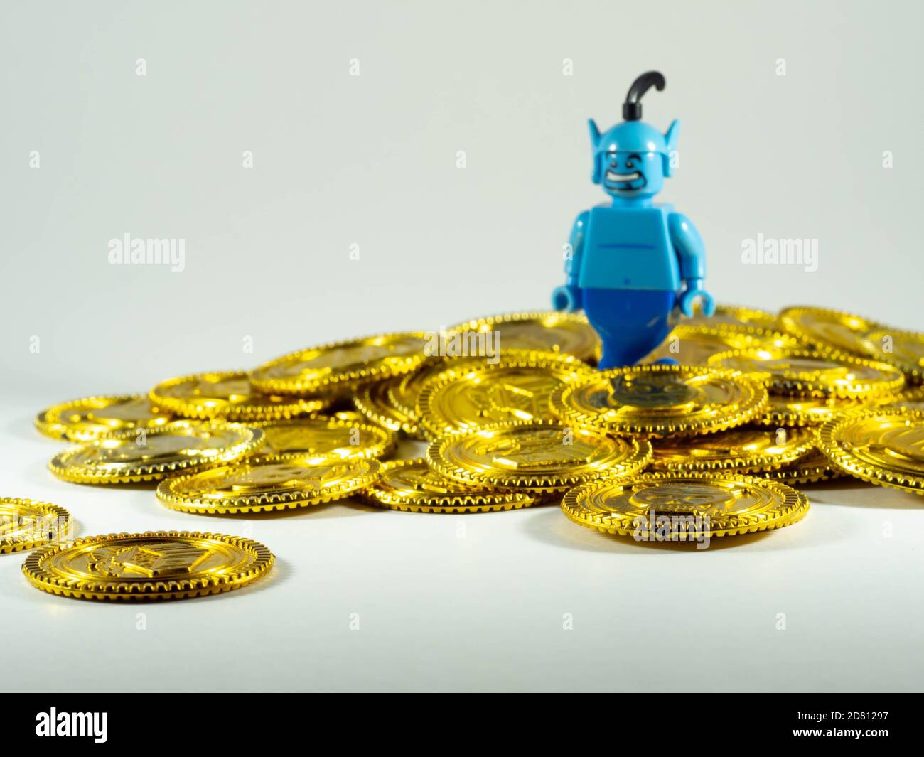 Gold magic hi-res stock photography and images - Alamy