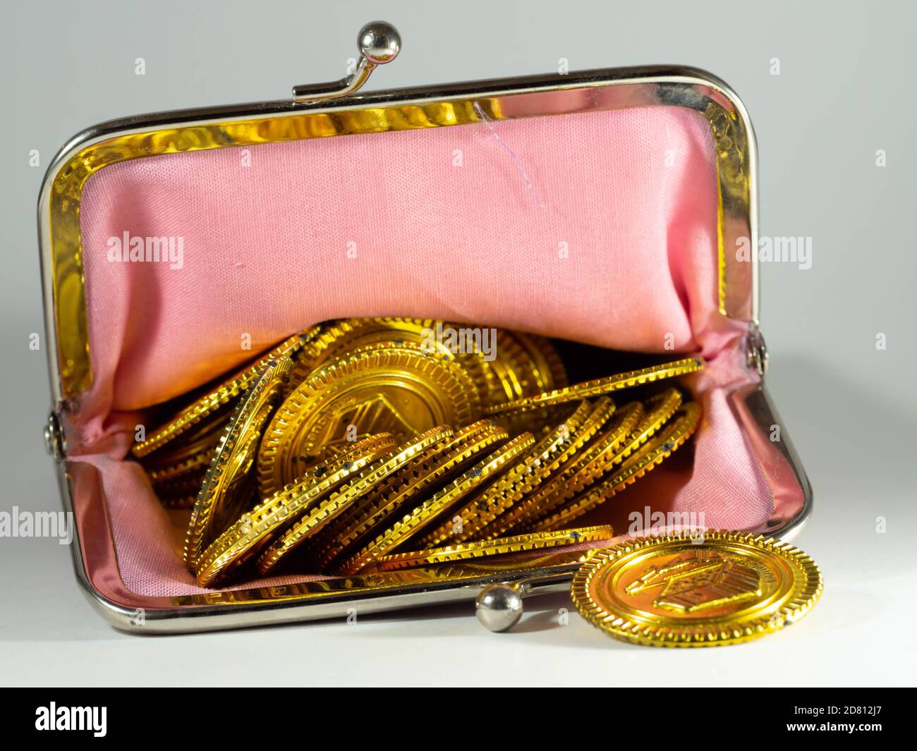 Investment in history hi-res stock photography and images - Alamy