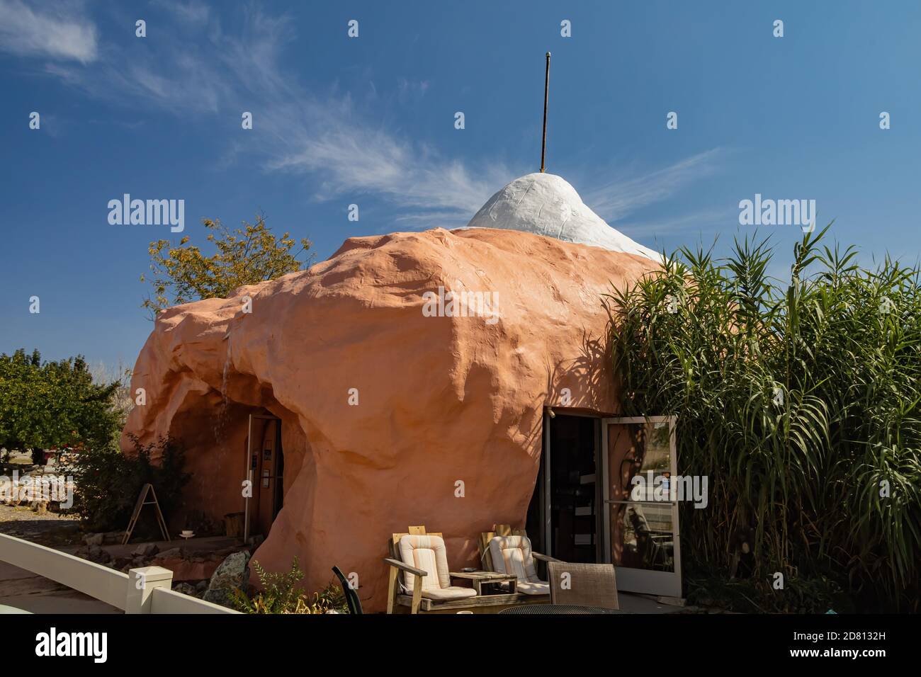 Utah, OCT 7, 2020 - Exterior view of The Rock Stop Stock Photo - Alamy