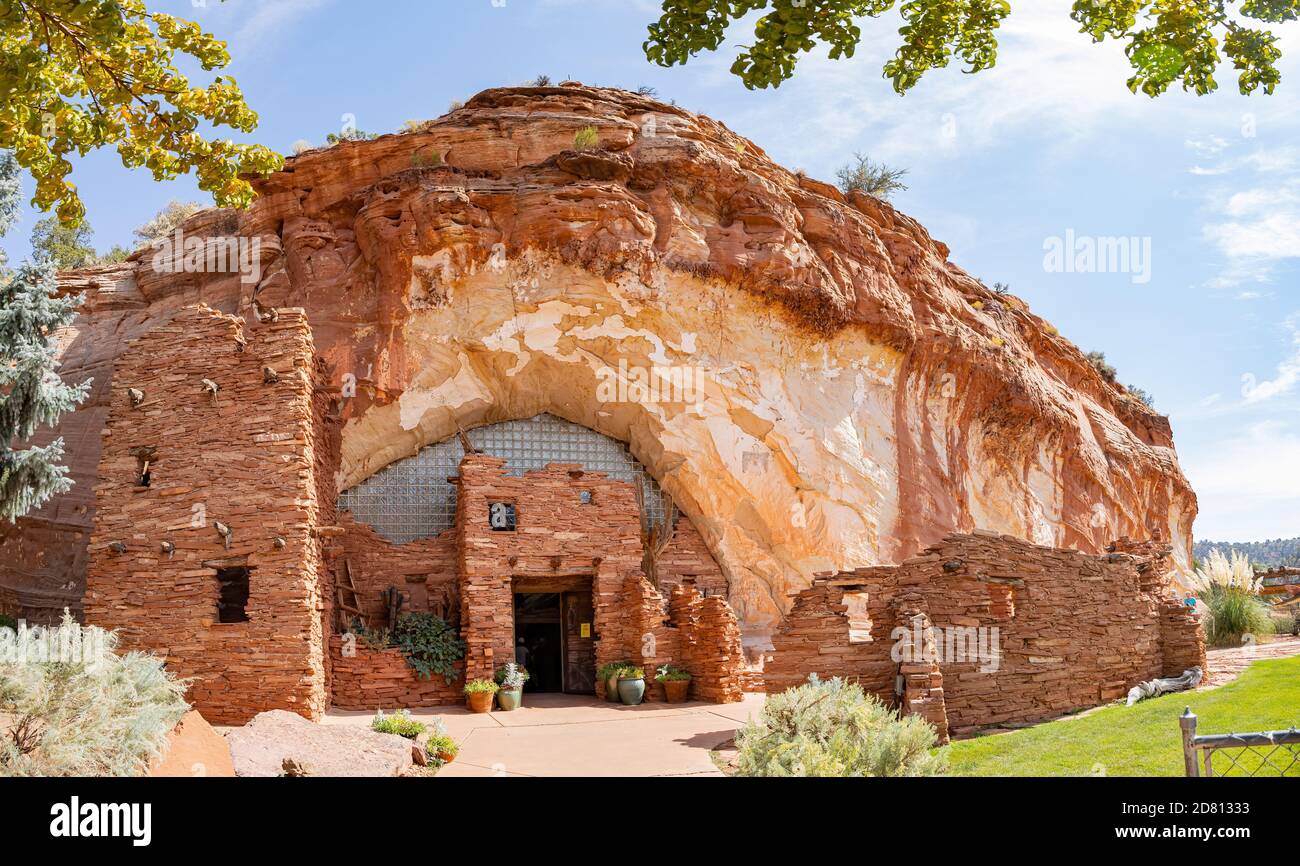 Moqui cave hi-res stock photography and images - Alamy