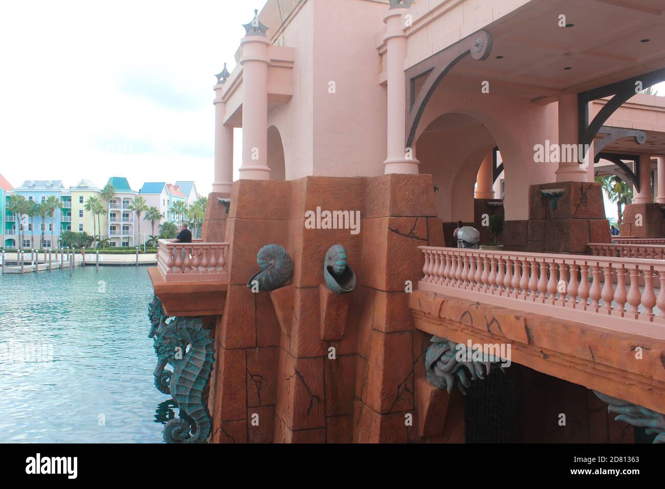 Paradise island with the Atlantis Resort at the background, Nassau ...