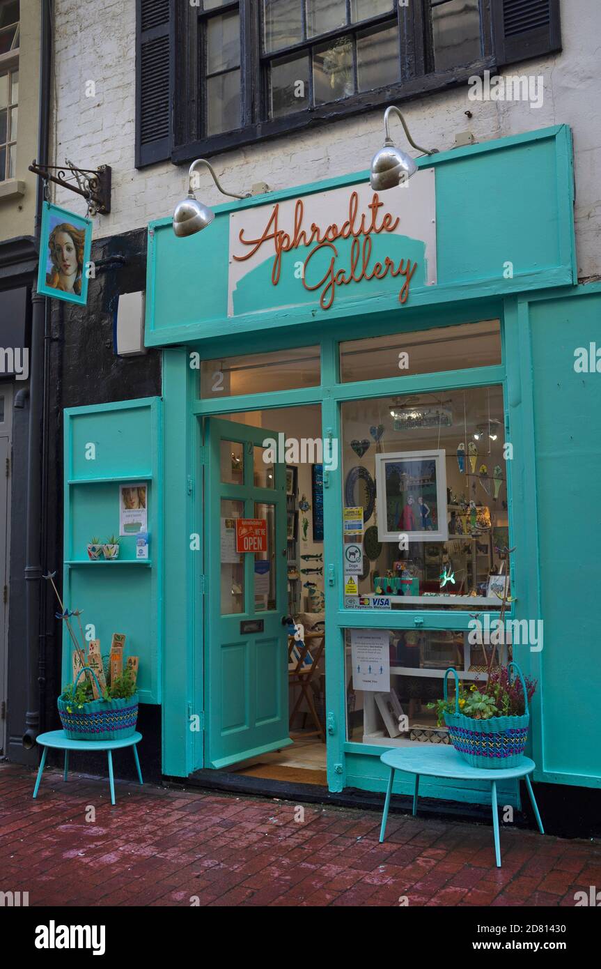 A Small Shop In The Lanes Brighton Stock Photo Alamy a-small-shop-in-the-lanes-brighton-stock-photo-alamy
