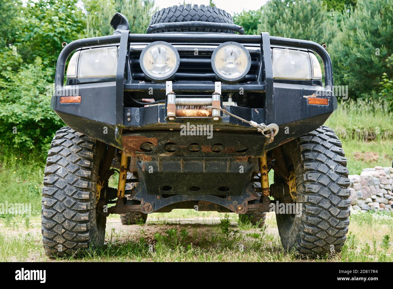 Front view of old car SUV outdoor Stock Photo - Alamy