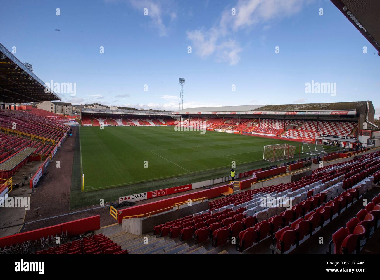 Aberdeen football ground hi-res stock photography and images - Alamy