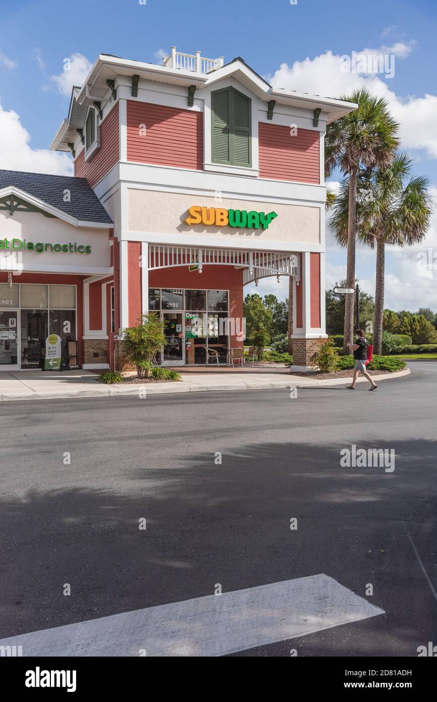 Subway store front hi-res stock photography and images - Alamy