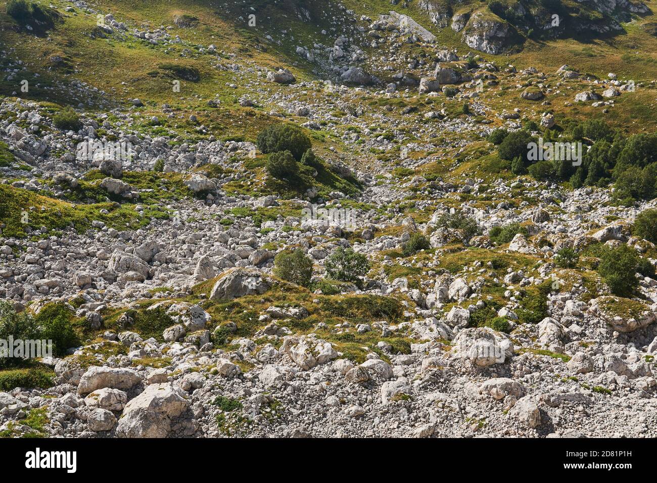 Karst weathering hi-res stock photography and images - Alamy