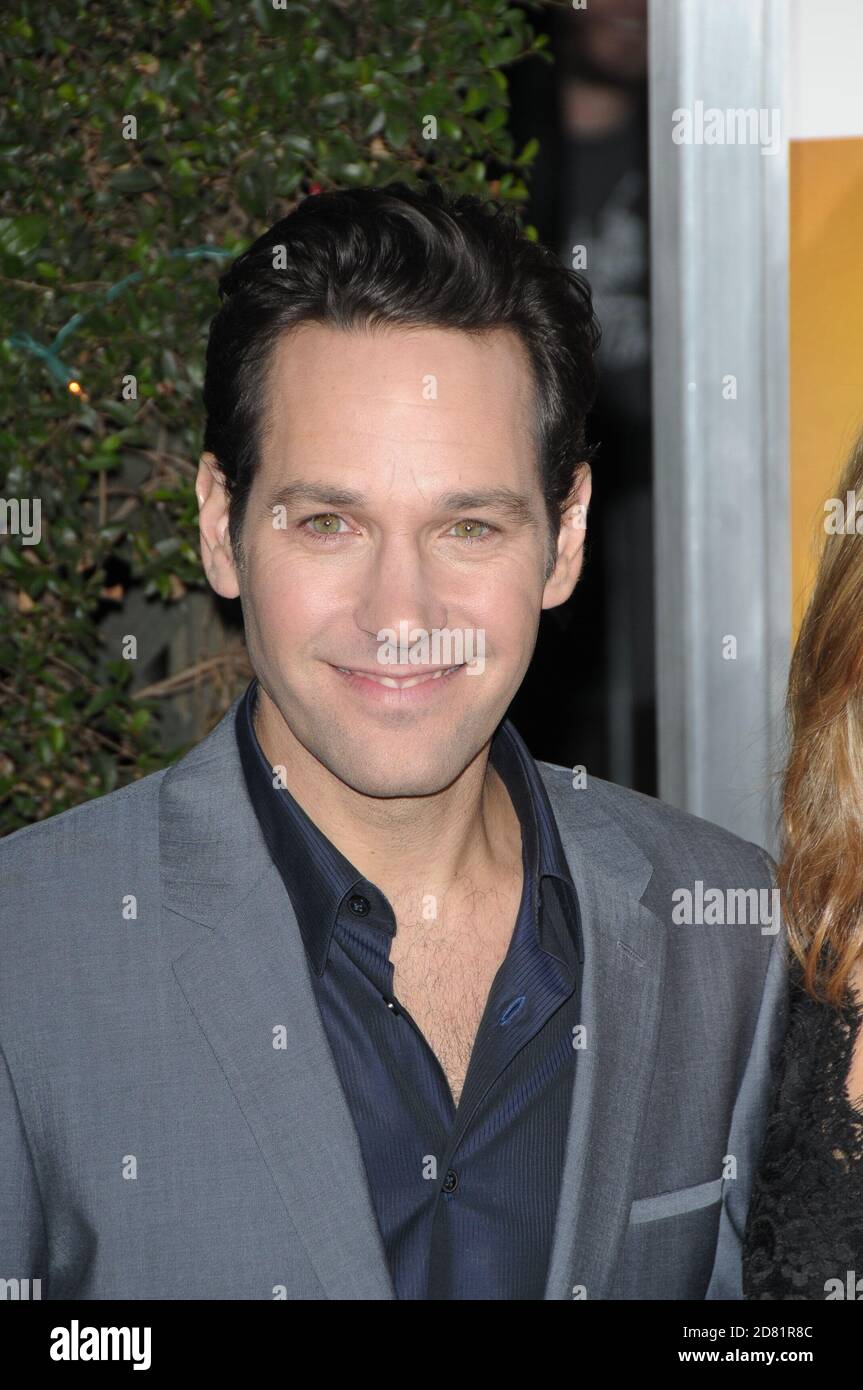 Paul Rudd arrivals Premiere of How Do You Know at Mann Village Theatre ...