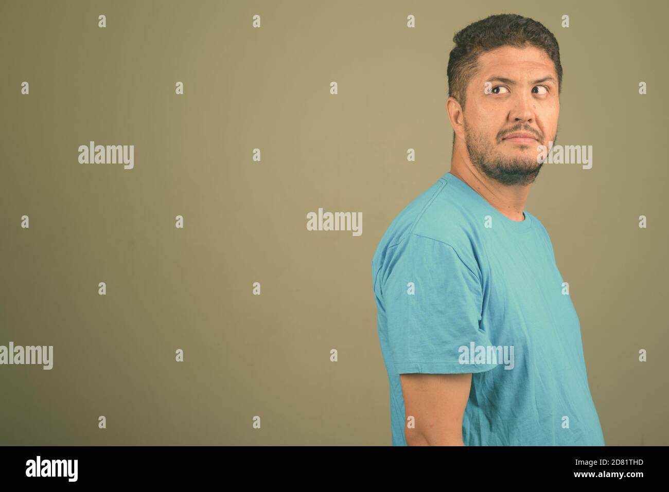 Fat man blue shirt hi-res stock photography and images - Alamy