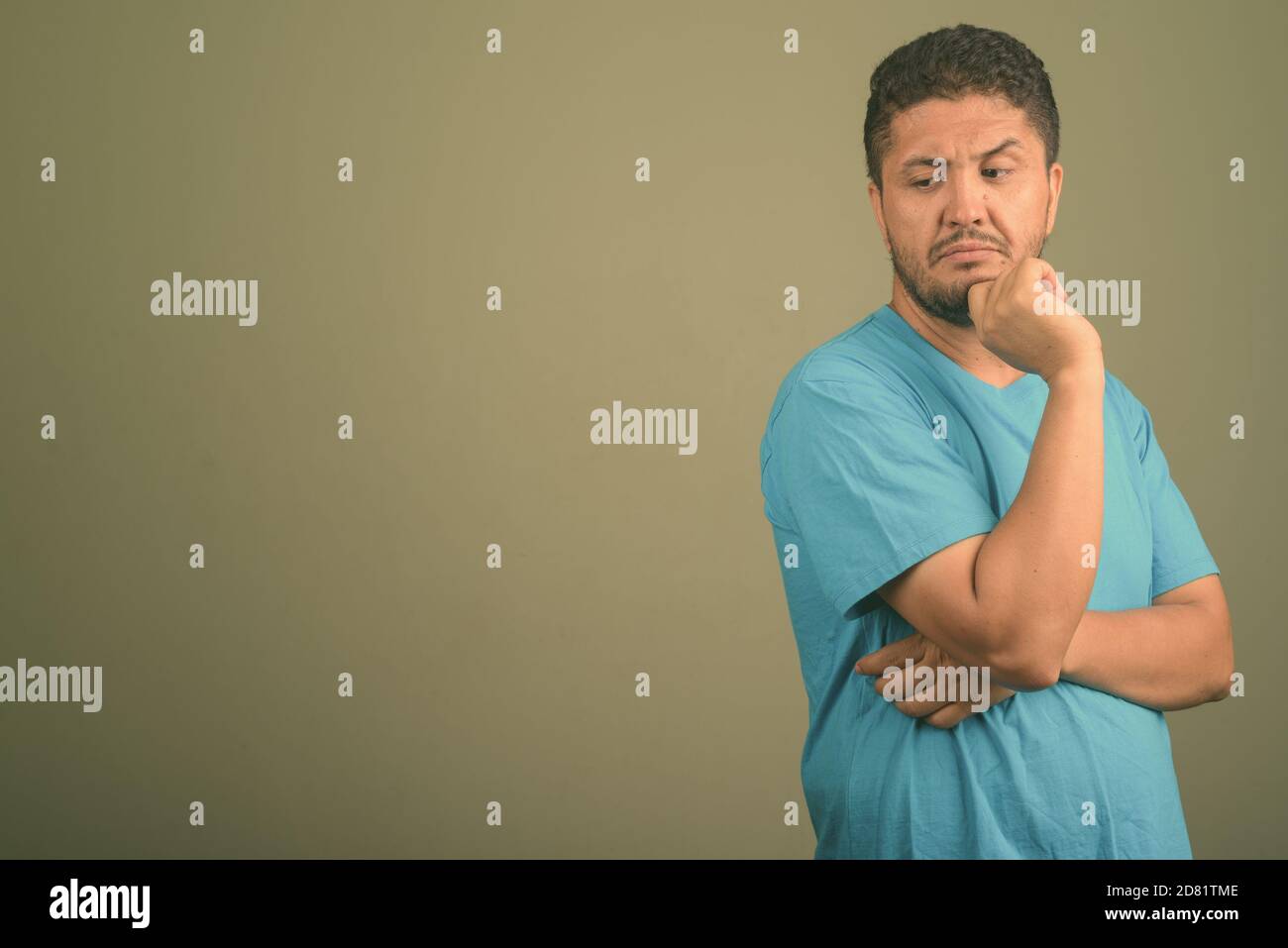 Fat man blue shirt hi-res stock photography and images - Alamy