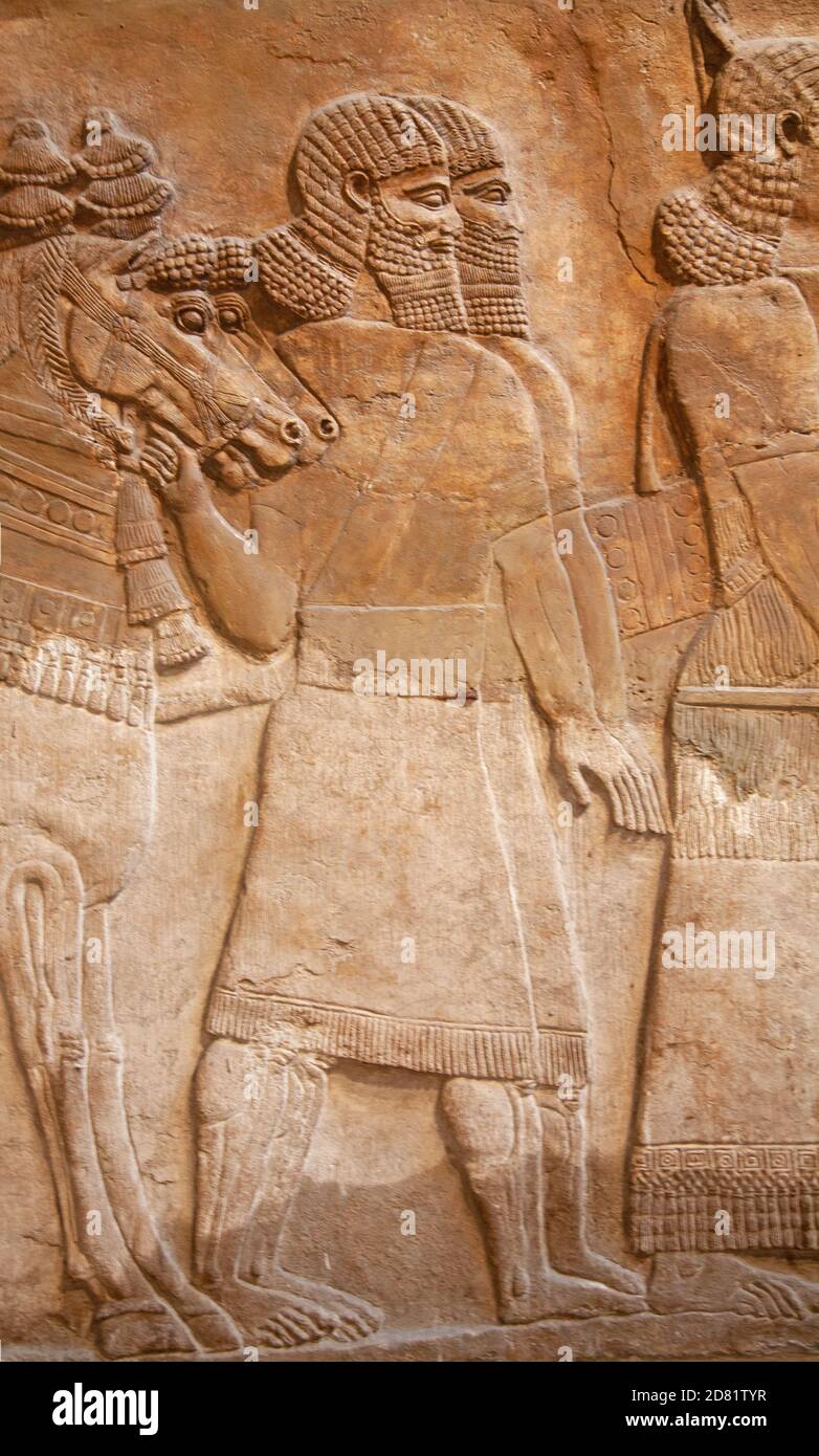 Ancient sumerian stone carving with cuneiform scripting Stock Photo - Alamy