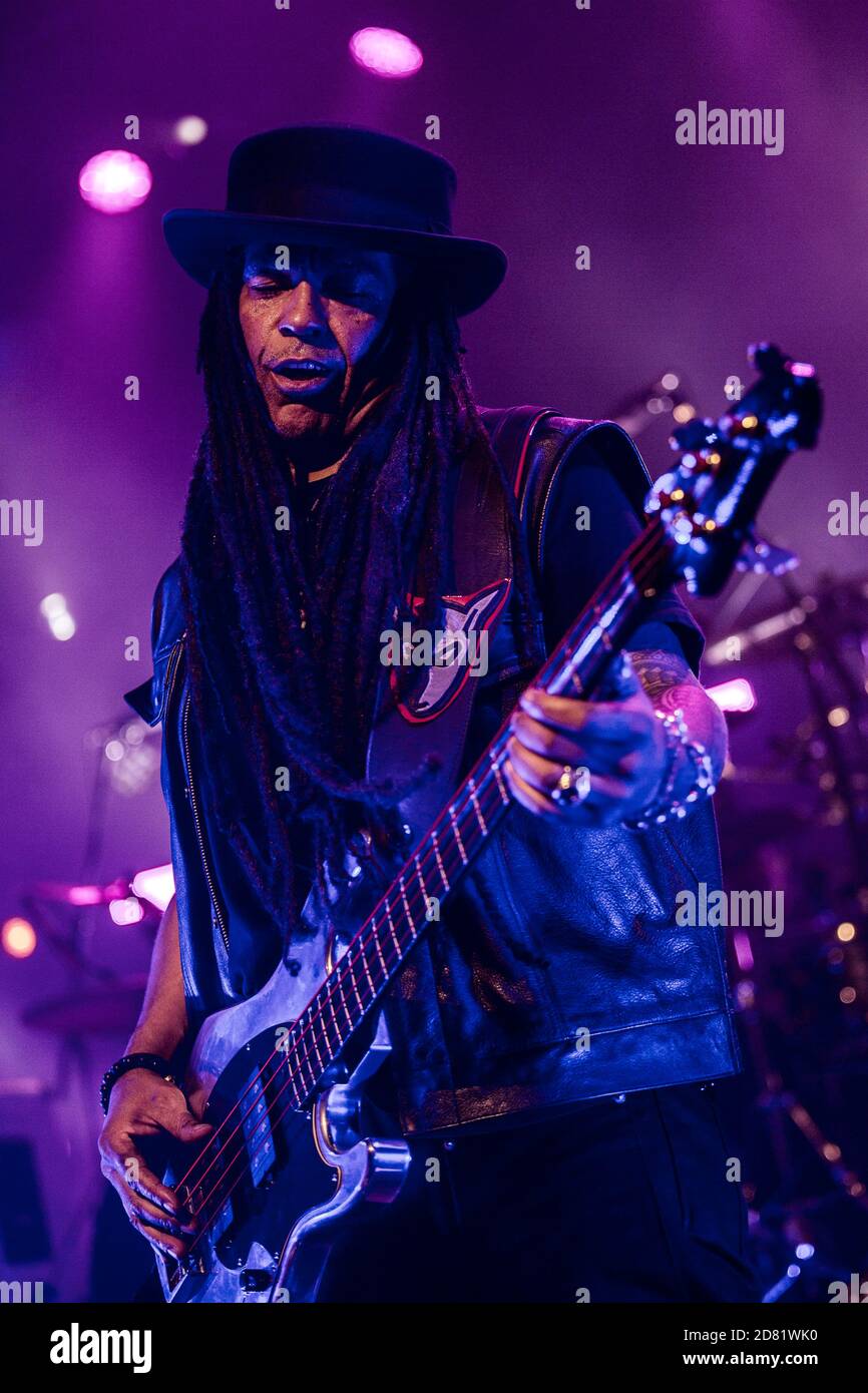 Richard cass lewis hi-res stock photography and images - Alamy