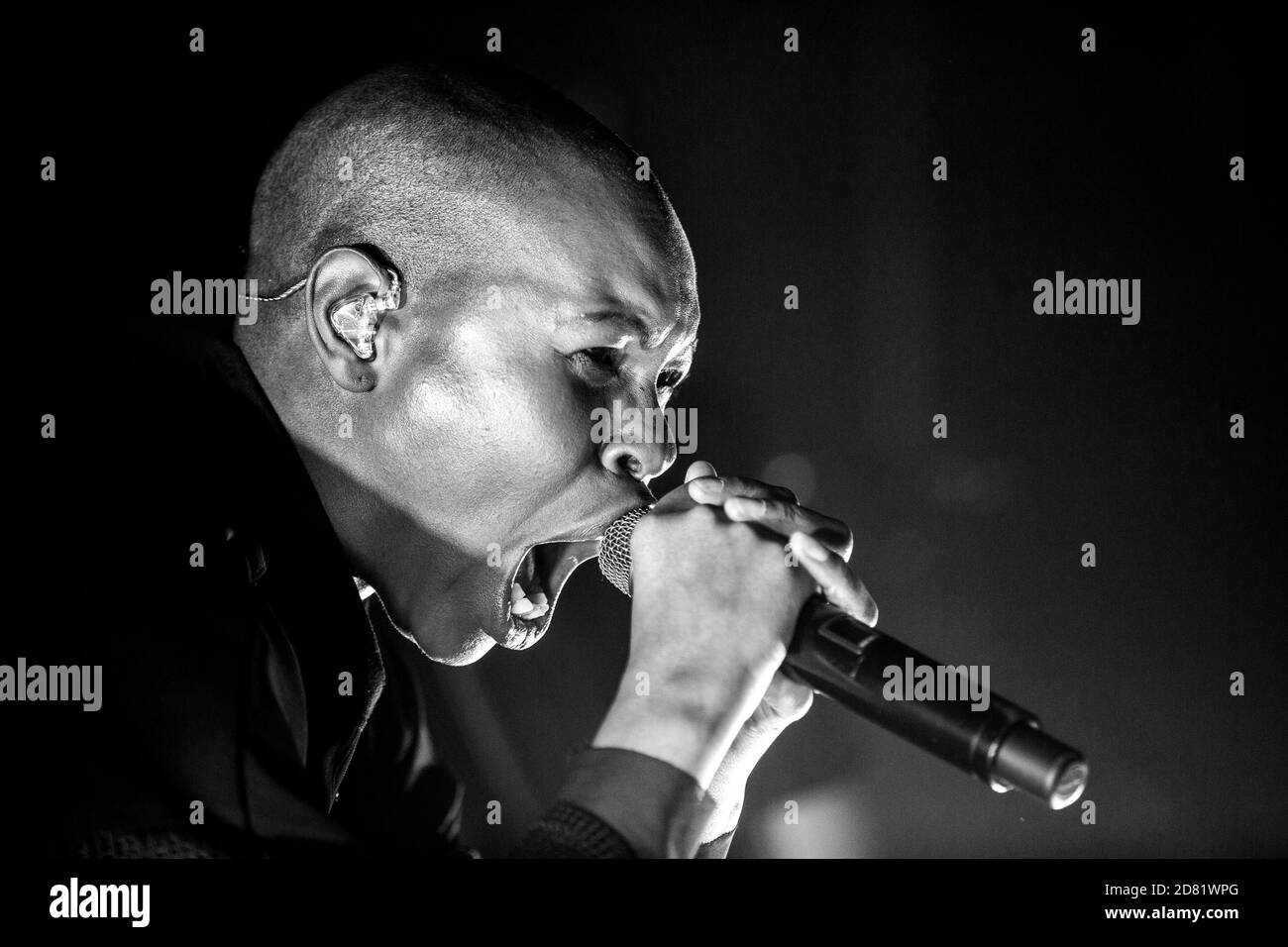 Skunk anansie band Black and White Stock Photos & Images - Alamy