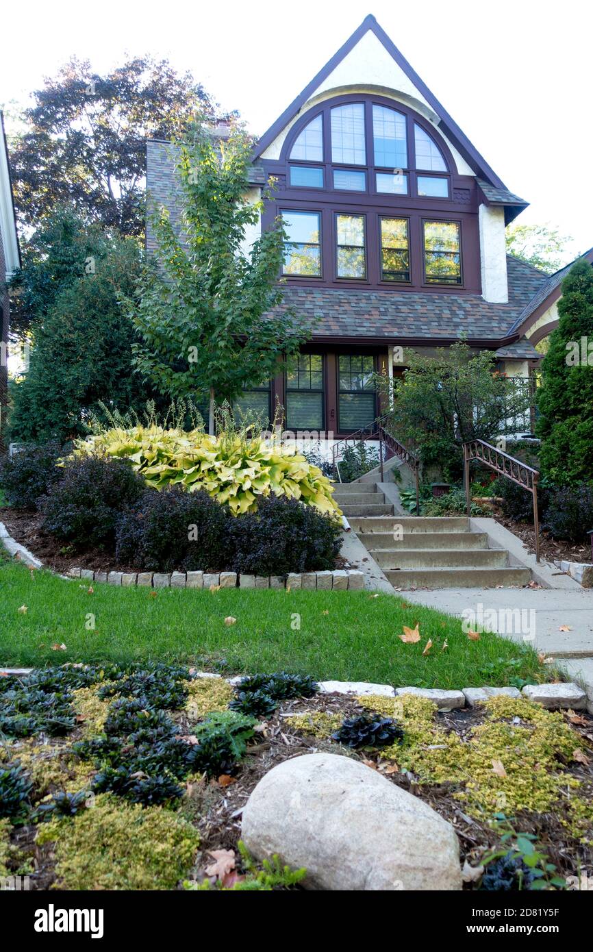 Modern house tour hi-res stock photography and images - Alamy