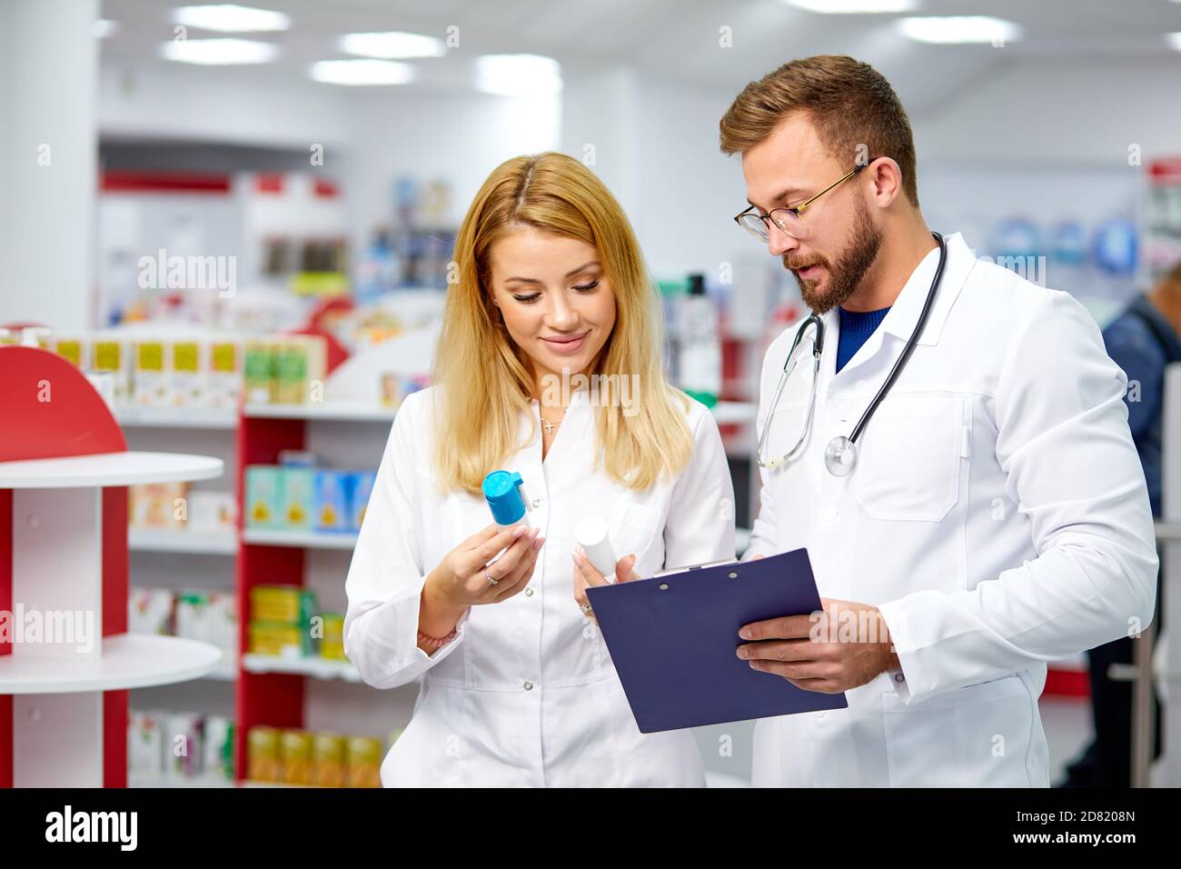 Pharmacists pharmacy counter hi-res stock photography and images - Alamy