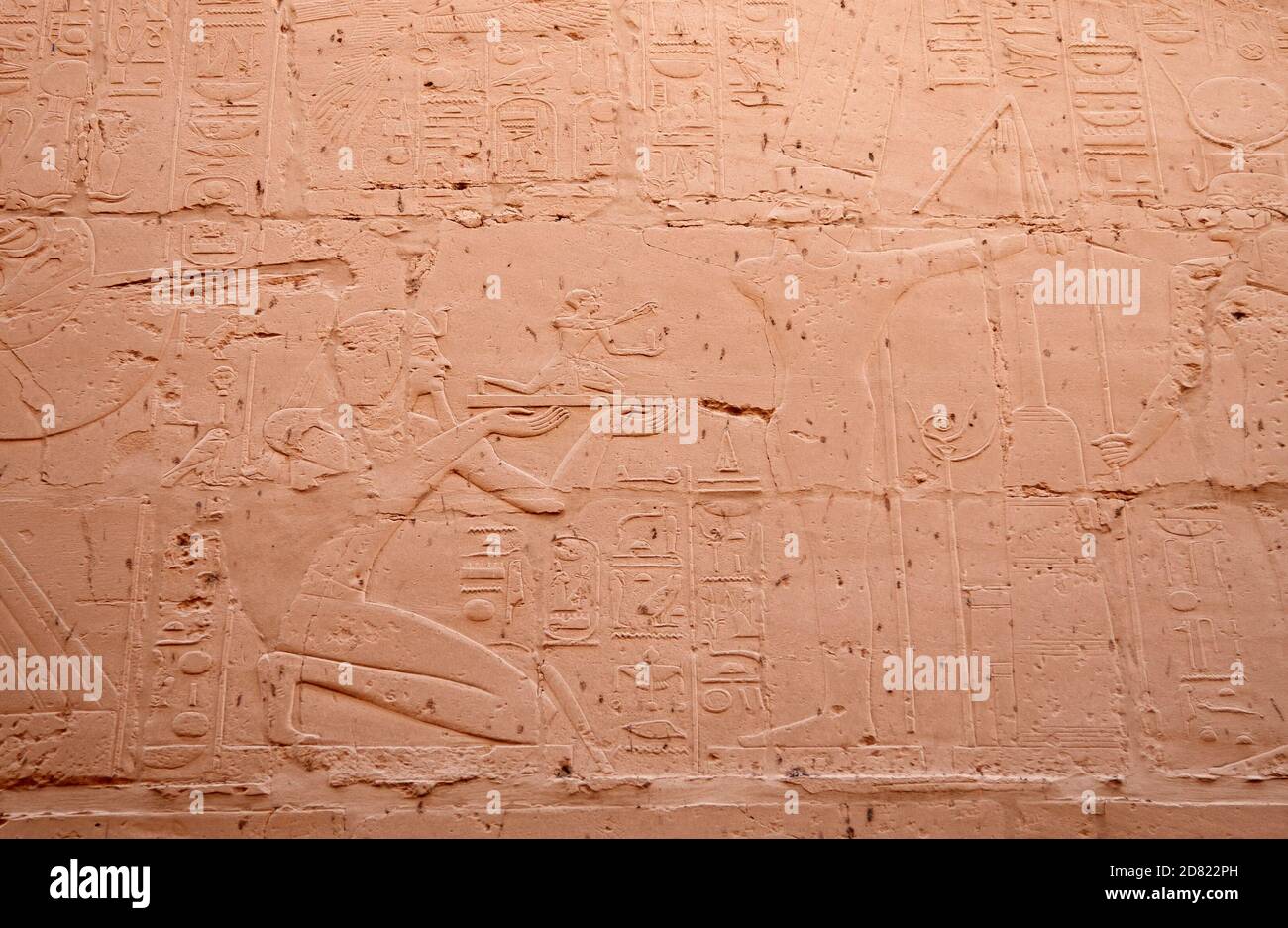 Egyptian hieroglyphs on the wall Stock Photo - Alamy