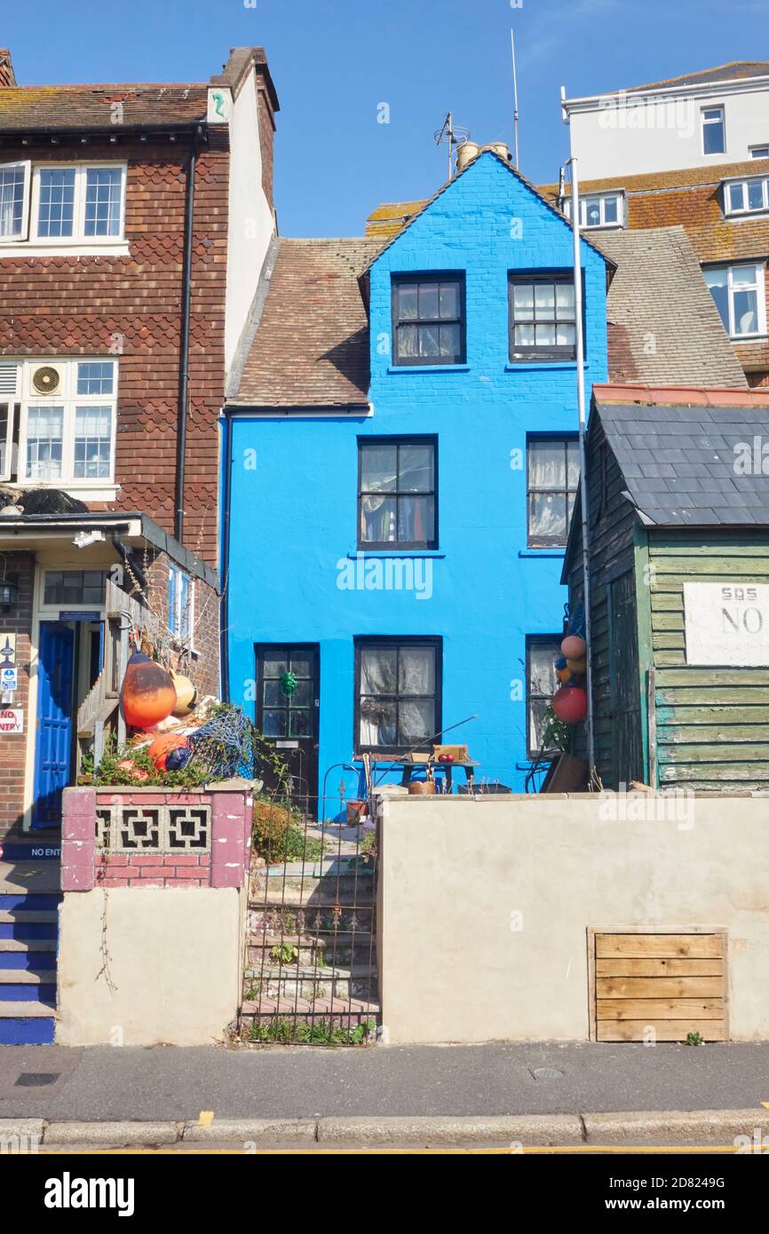 Blue painted house hi-res stock photography and images - Alamy