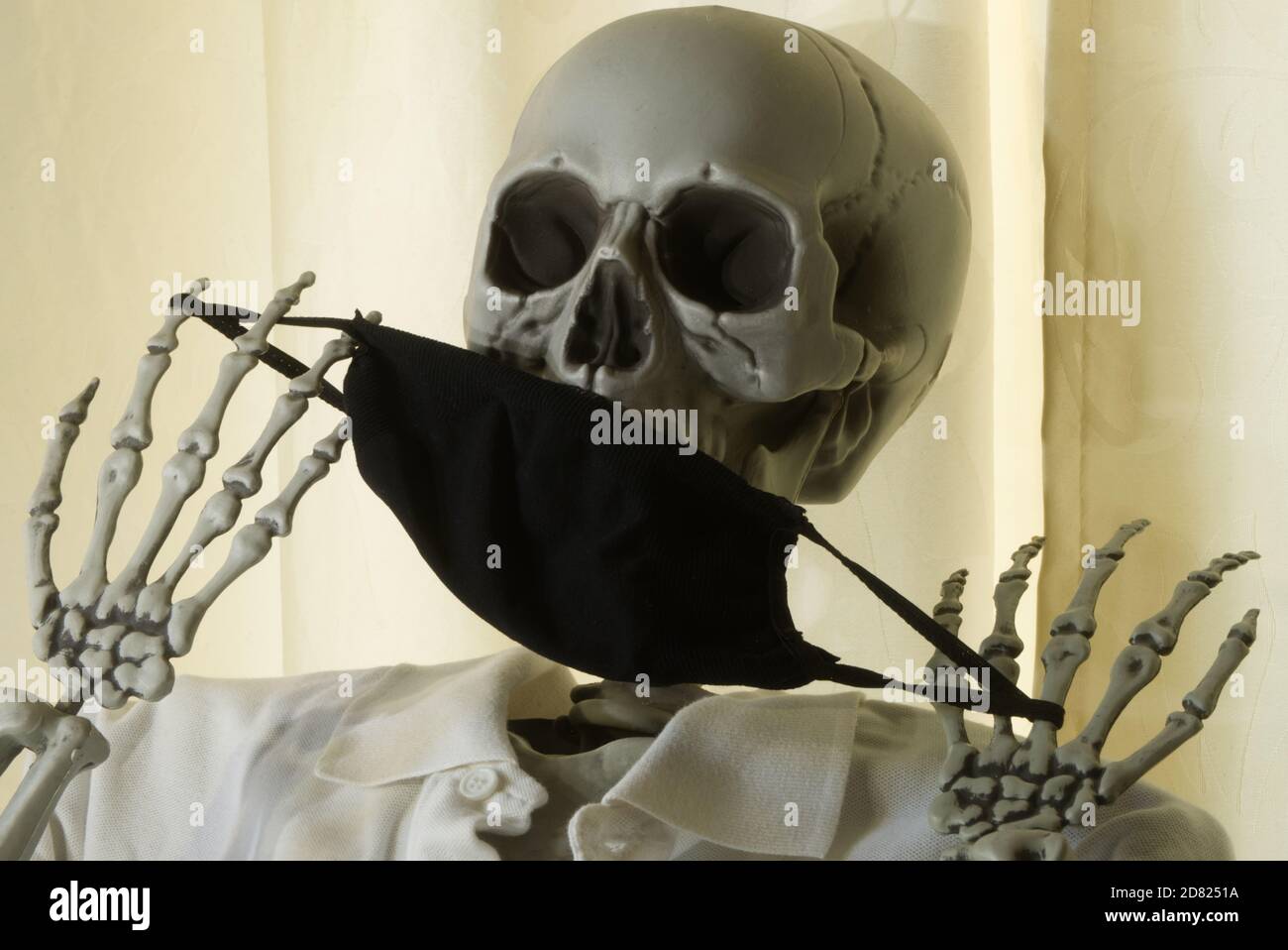 Halloween illustration about covid 19 and the need to wear a face mask ...