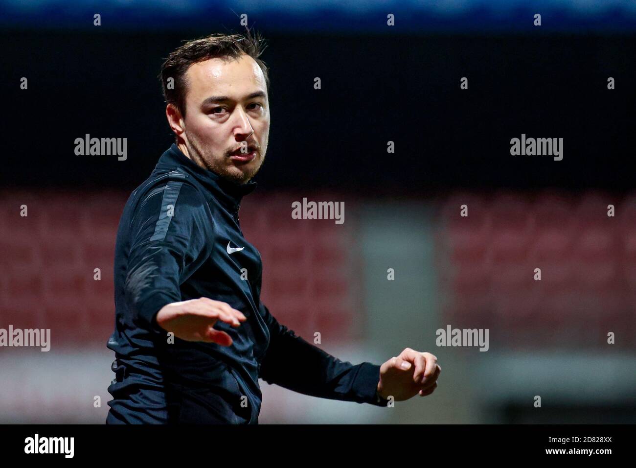 ROTTERDAM, NETHERLANDS - OCTOBER 26: Assistent referee Alwin Steeg ...
