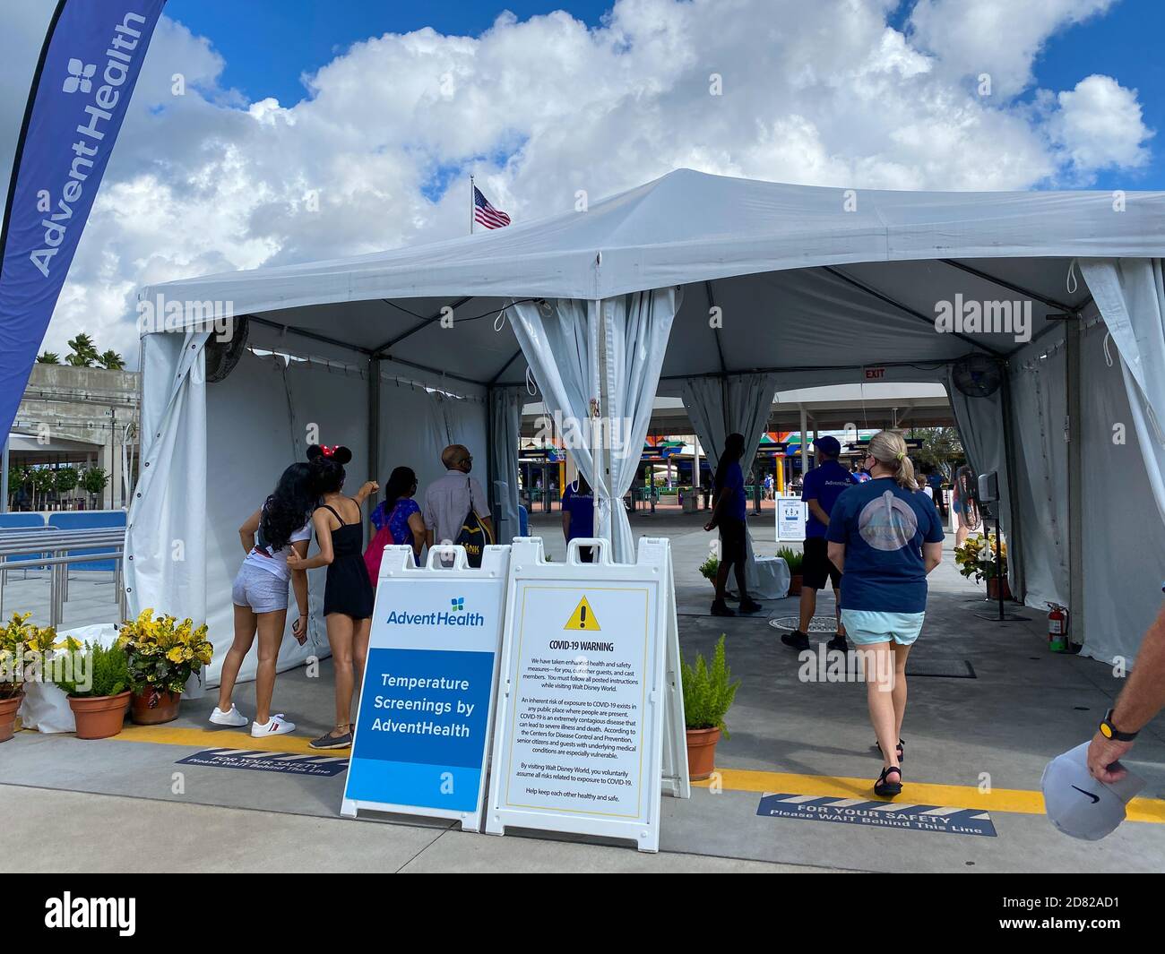 Orlando, FL/USA - 10/11/20: The Advent Health temperature check area at ...
