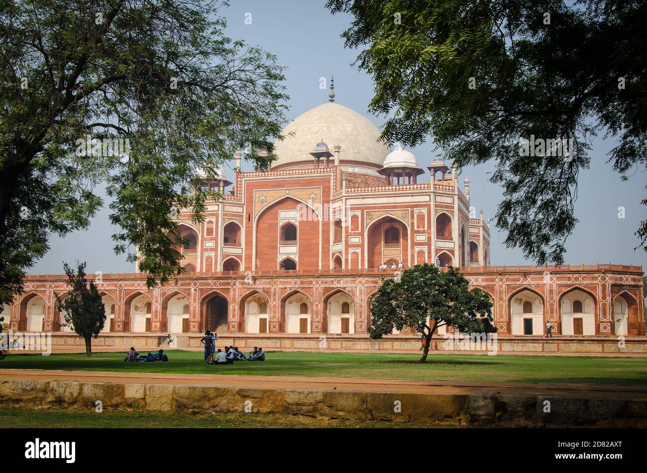 The tomb of the Indian Mughal Emperor Humayun Stock Photo - Alamy