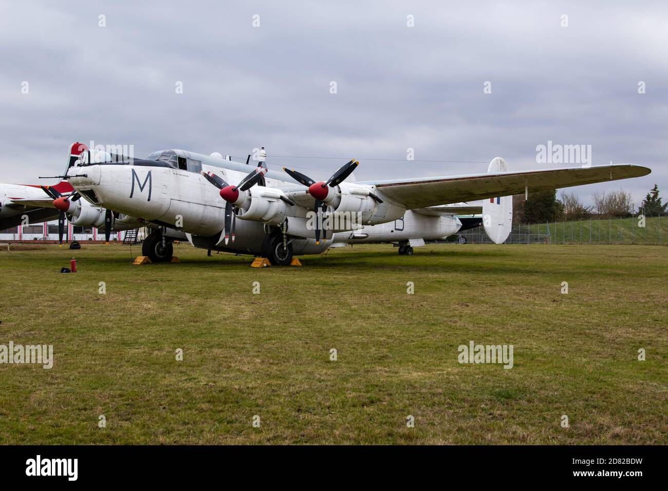 Avro shackleton hi-res stock photography and images - Alamy