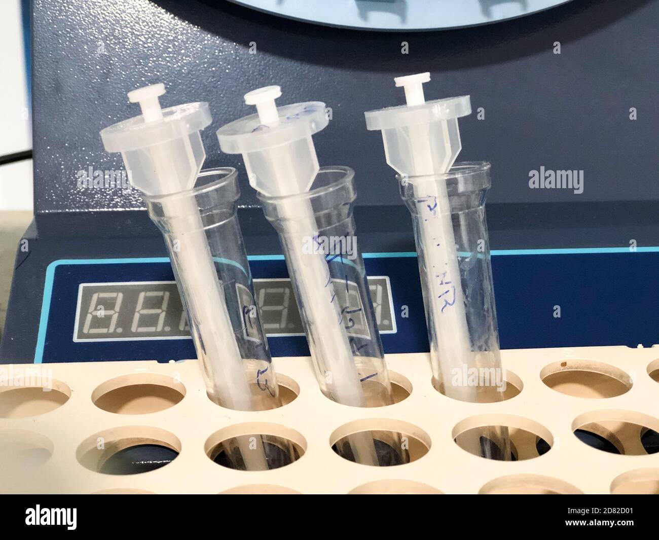 Vaccination disposable syringes test hi-res stock photography and ...