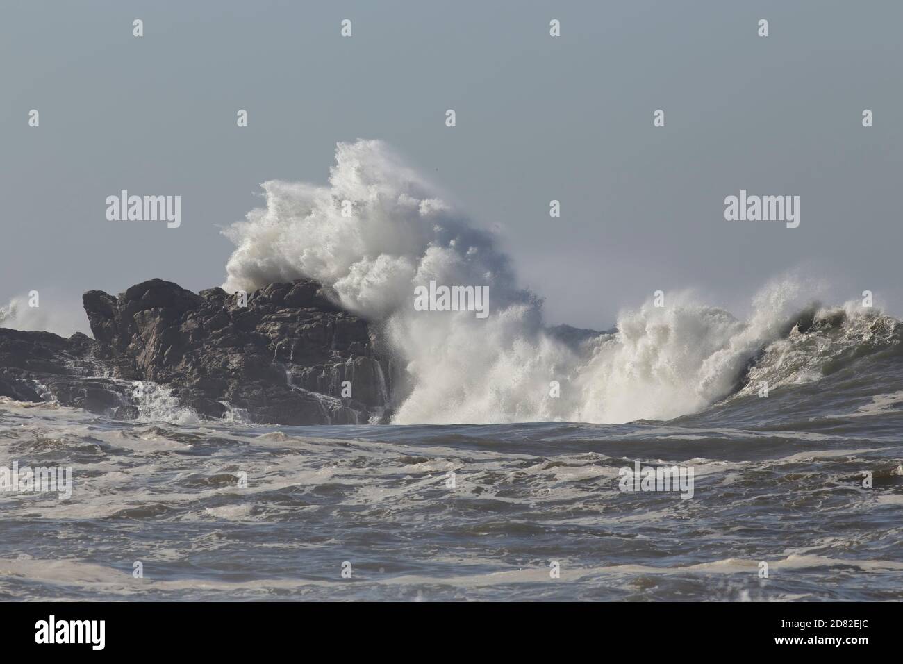 Big wave splash. Northern portuguese rocky coast Stock Photo - Alamy