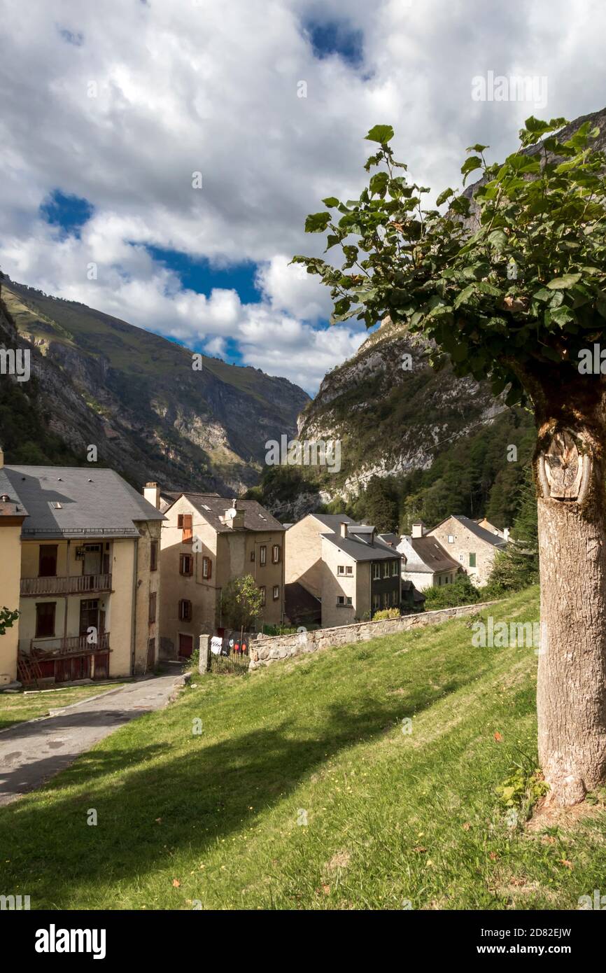 Laruns hi-res stock photography and images - Alamy