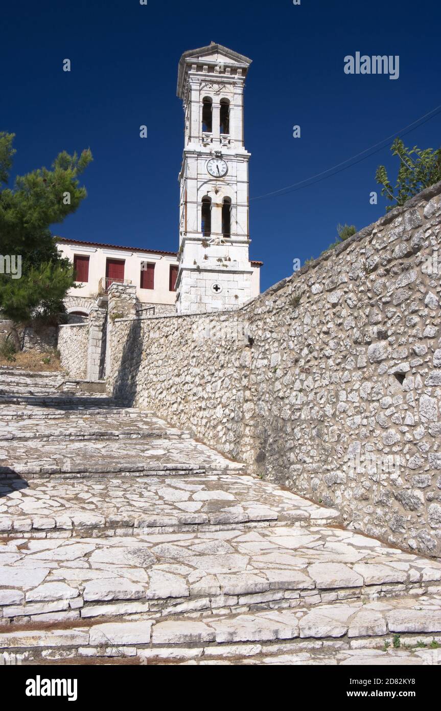 White stone churches hi-res stock photography and images - Alamy